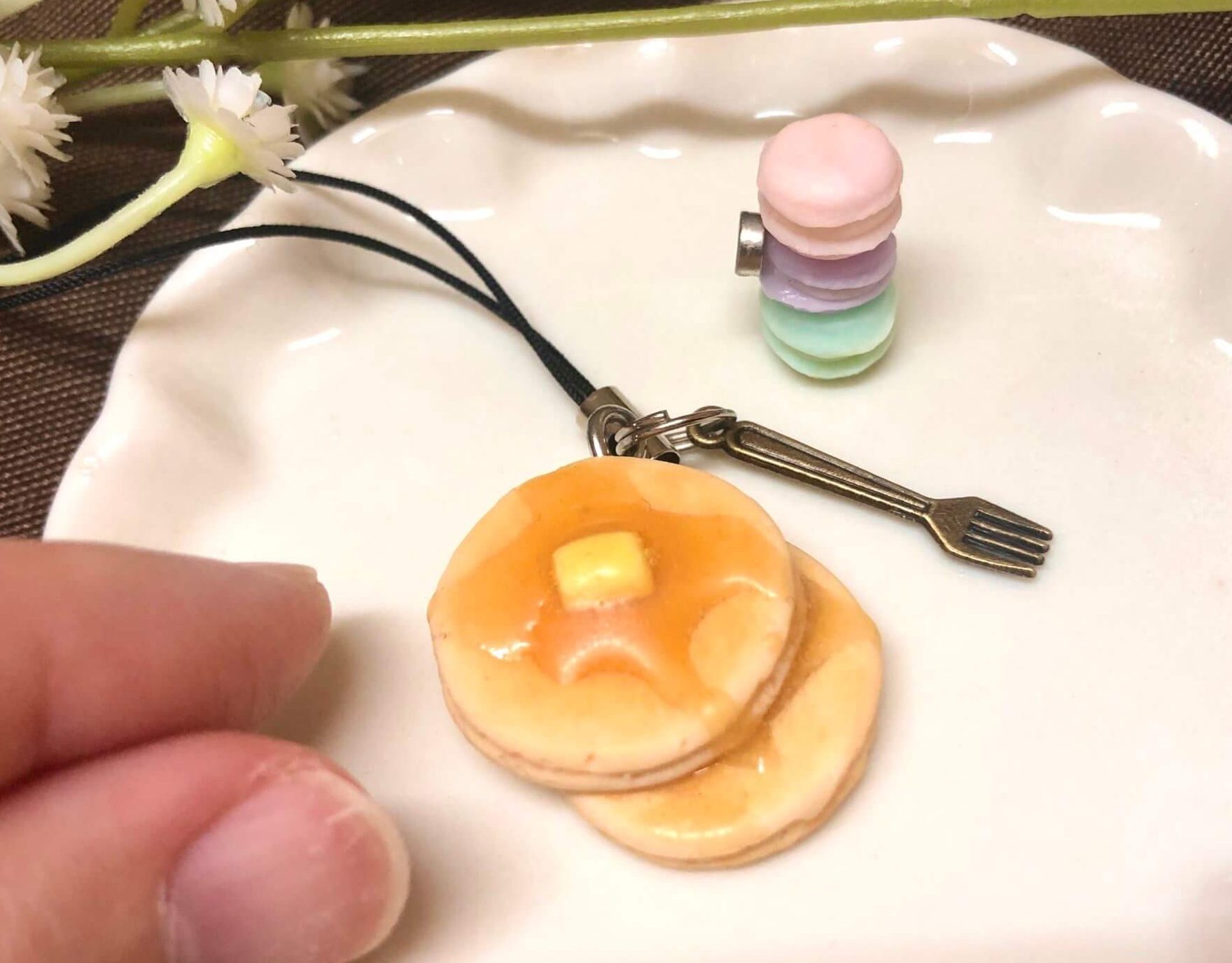 Pancakes & Macarons Polymer Clay Charms - Enbrii